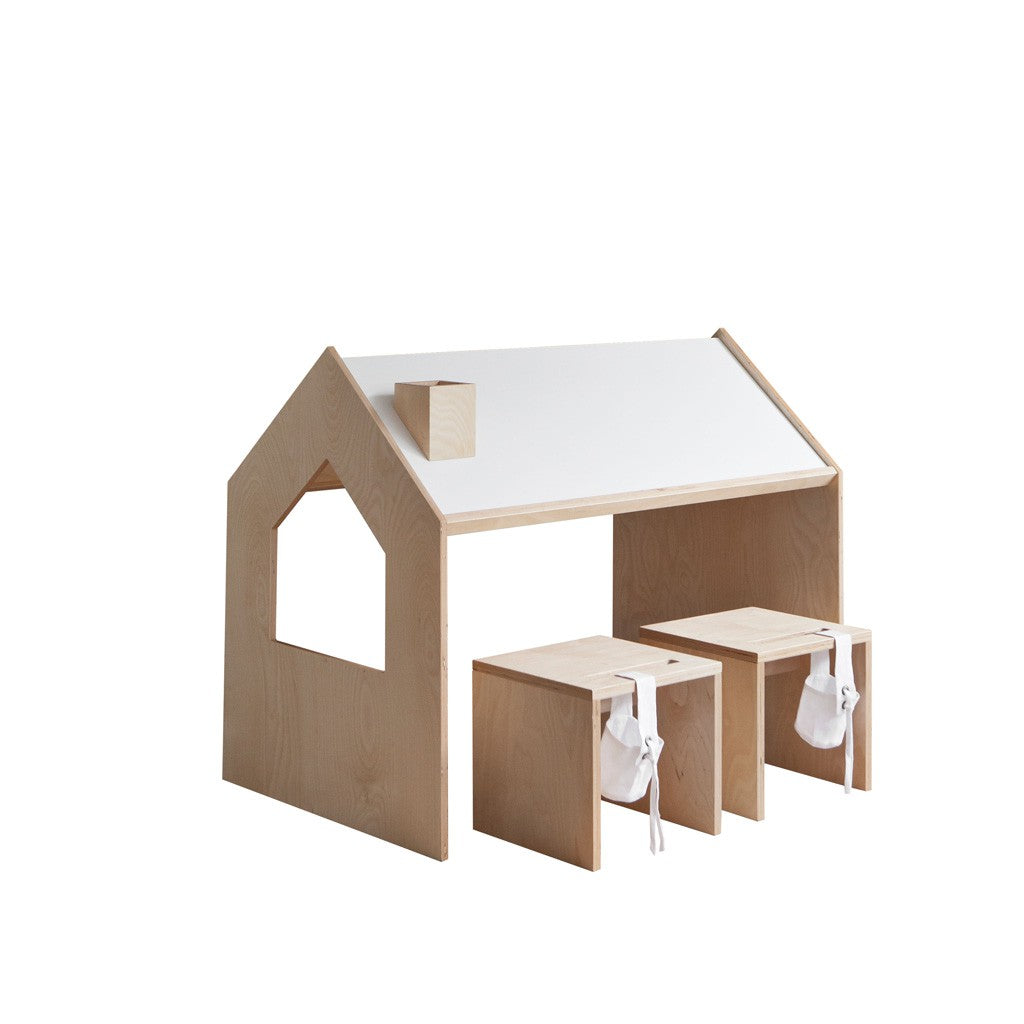 Roof desk by Kutikai to make the kings of the house smile. – TOCTOC LIVING